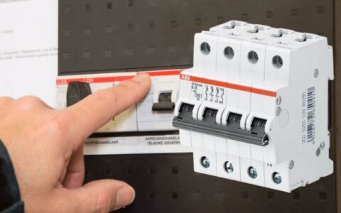 Meterkast ombouwen naar 3 fasen kosten | Elektricien in de Buurt